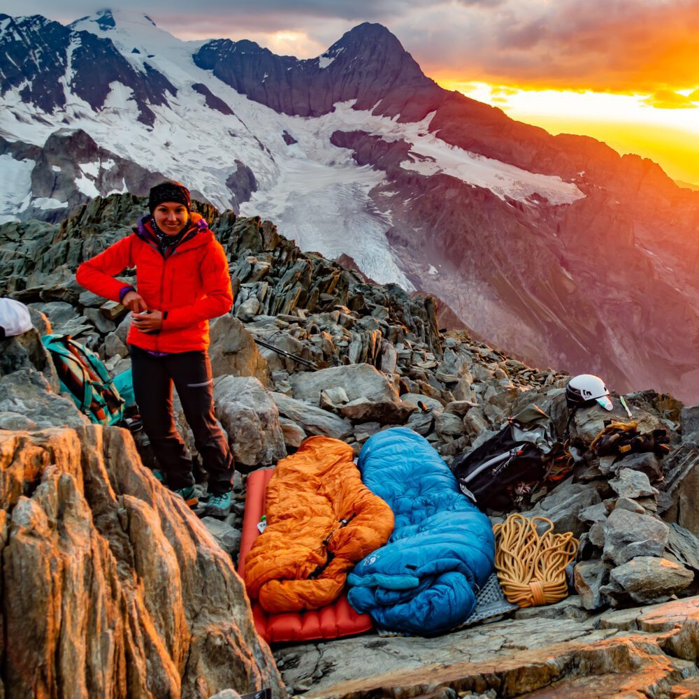 How To Sleep Outside Without A Tent: A Beginner's Guide | KAMUI