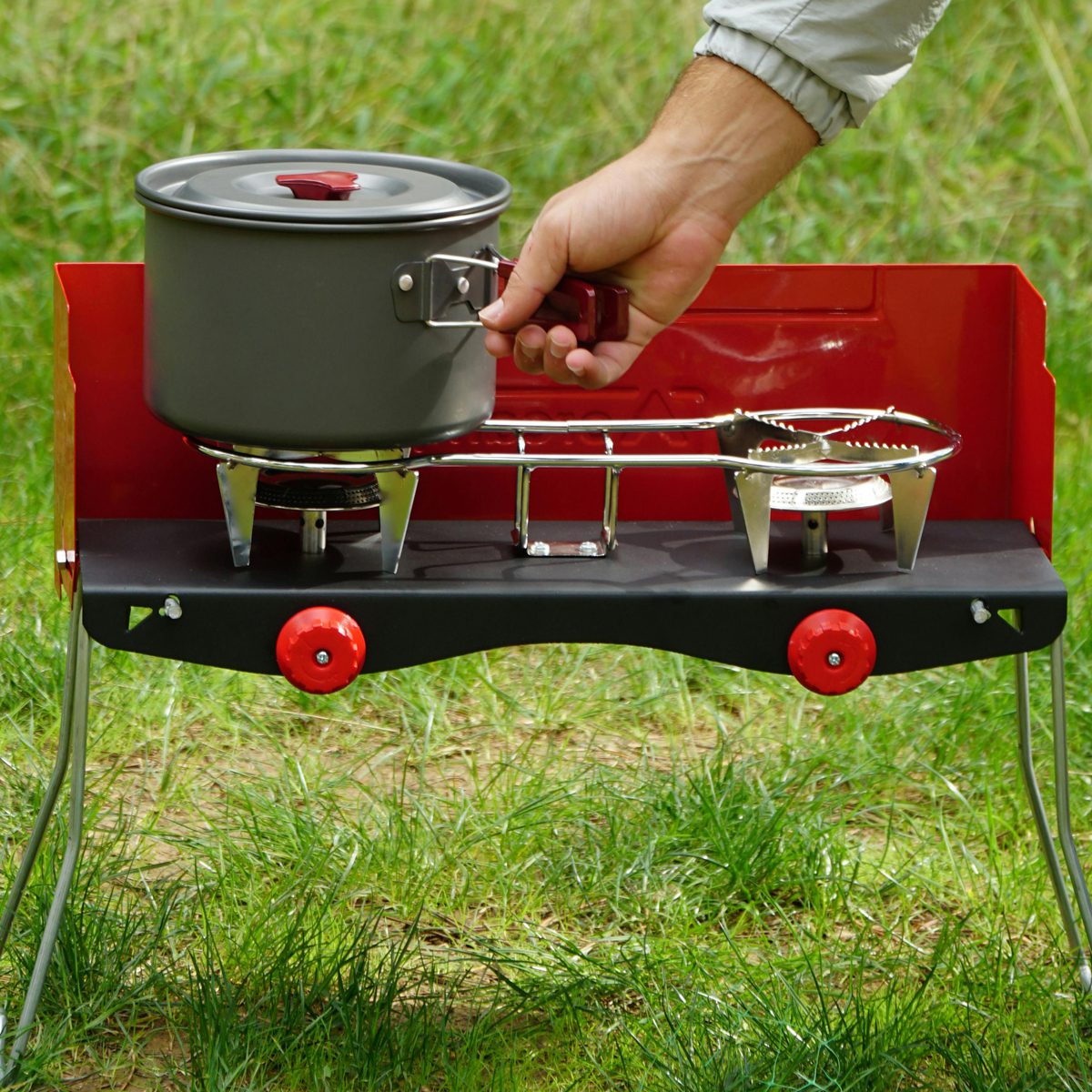 The Ultimate Guide to Setting Up a Camp Kitchen | KAMUI
